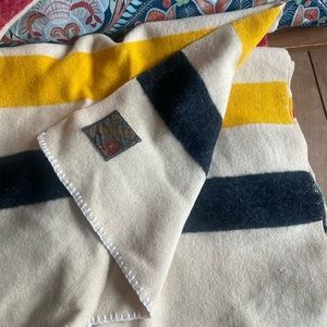 Bedding | Im Selling A Vintage Trapper Point Wool Trade Blankets Circa ...